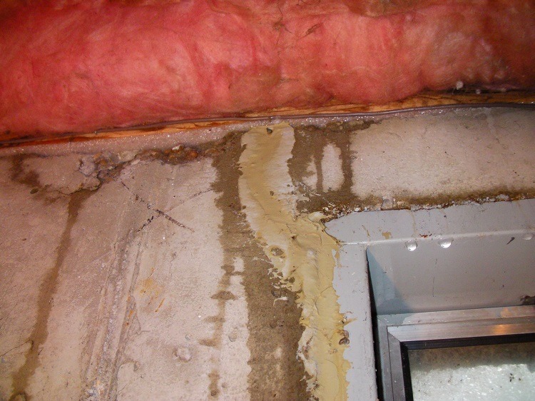 Basement Leaking ? It could be your brick flashing...